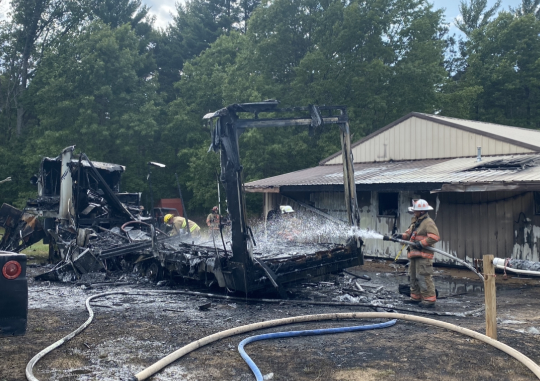 Camper trailer fire ignites pole barn. | OceanaCountyPress.com