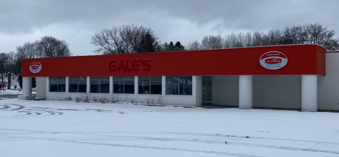 Former Gale’s IGA building may reopen as community center ...